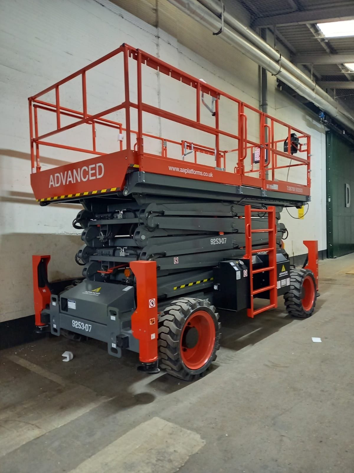 SkyJack 9253 RT | Advanced Access Platforms