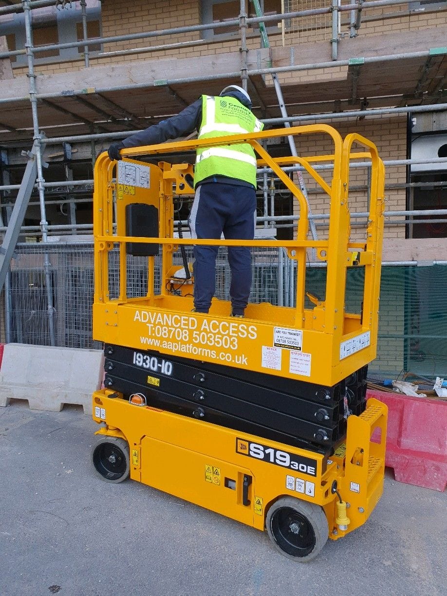 JCB S1930E | Advanced Access Platforms