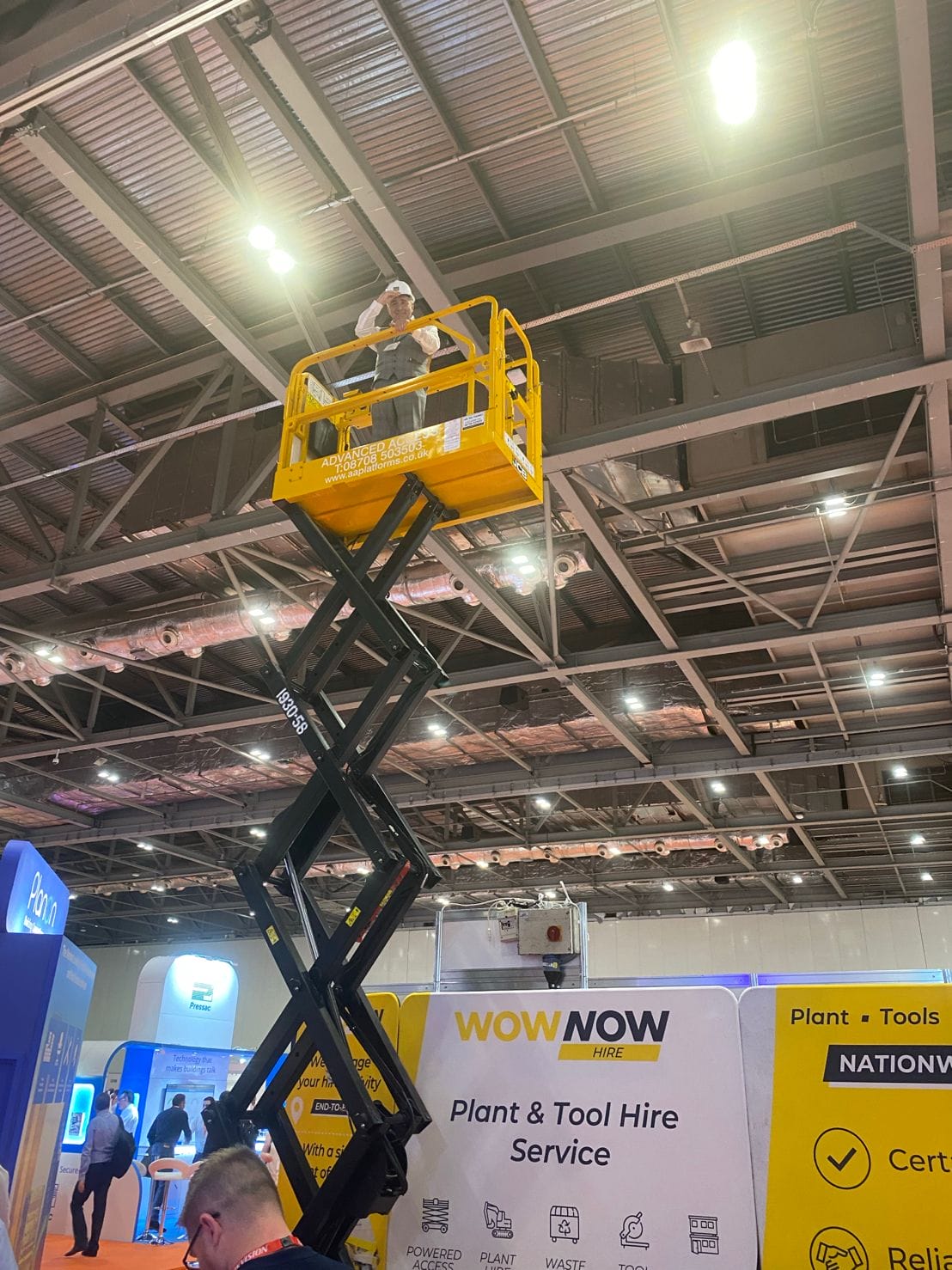 JCB S1930E | Advanced Access Platforms