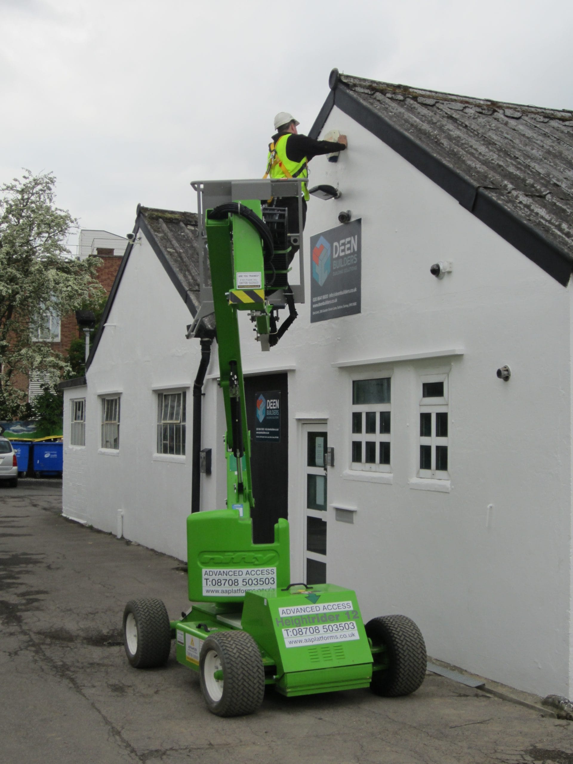 NiftyLift HR12Bi | Advanced Access Platforms