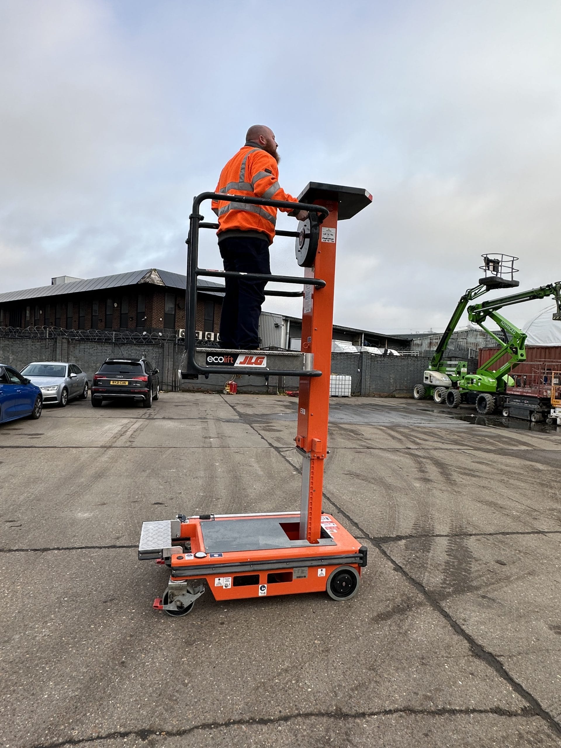 JLG ECOLIFT | Advanced Access Platforms