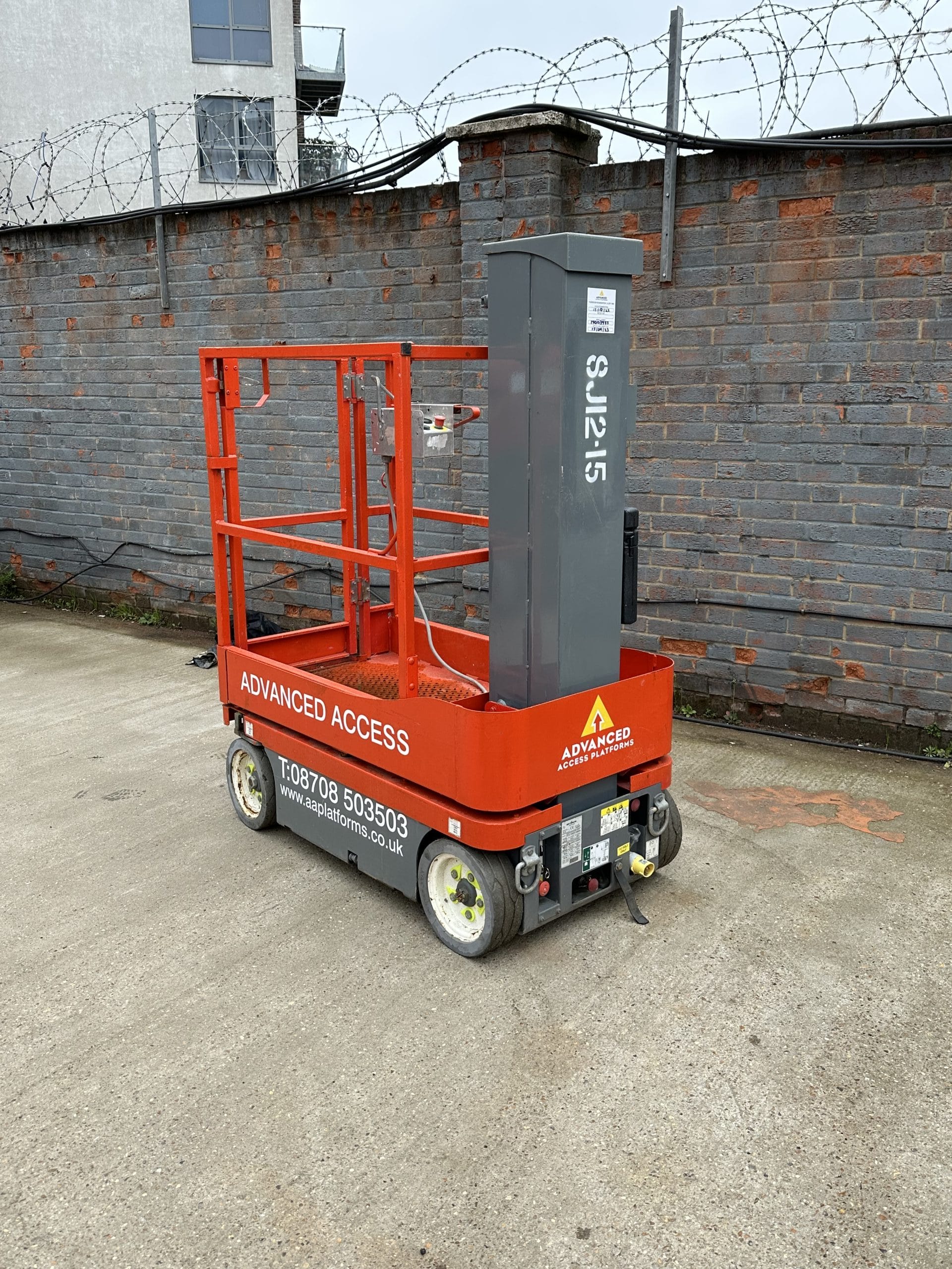 SkyJack SJ12 E | Advanced Access Platforms