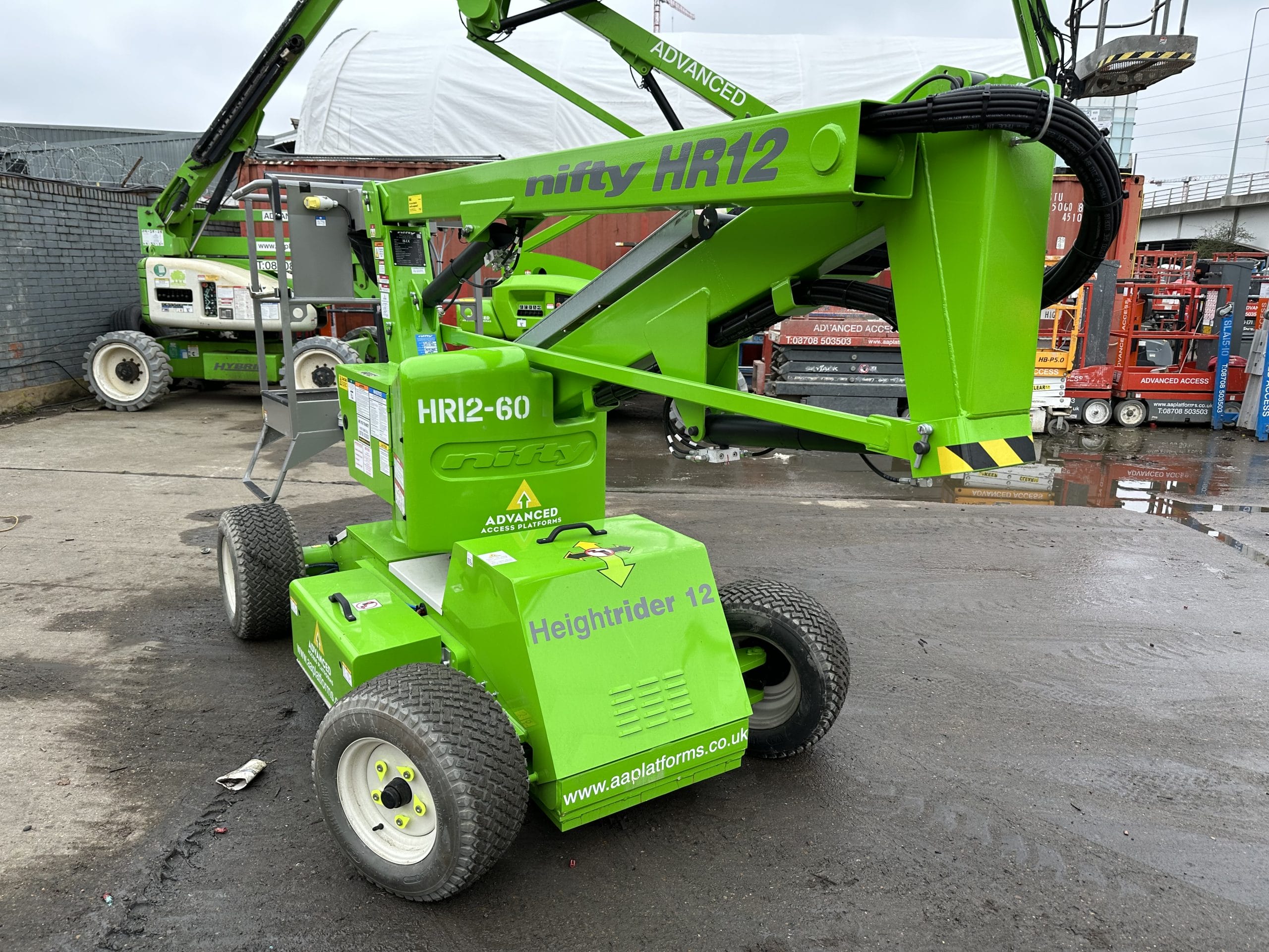 NiftyLift HR12Bi | Advanced Access Platforms